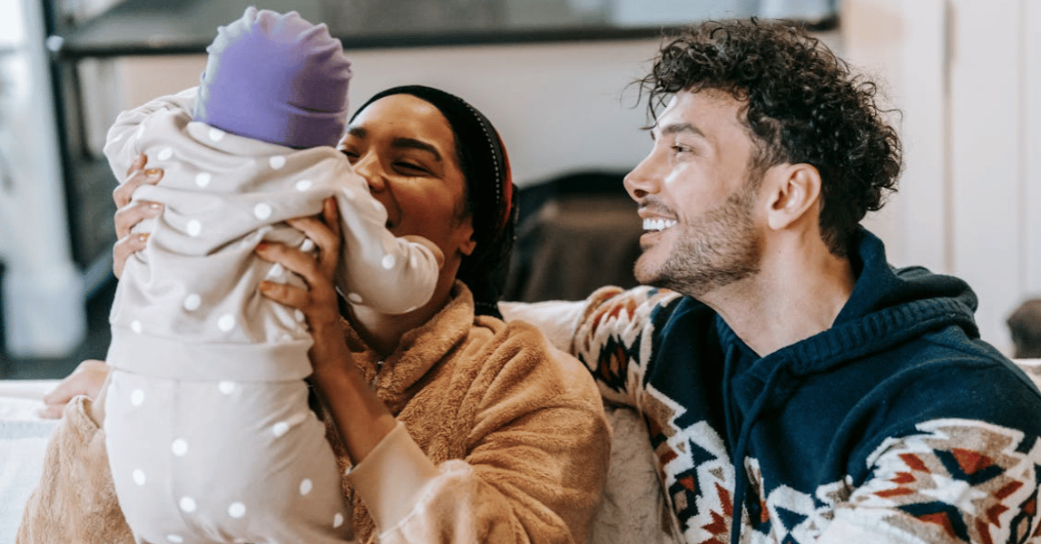 Adoption Leave and Pay Entitlements in Early Permanence | Adoption England